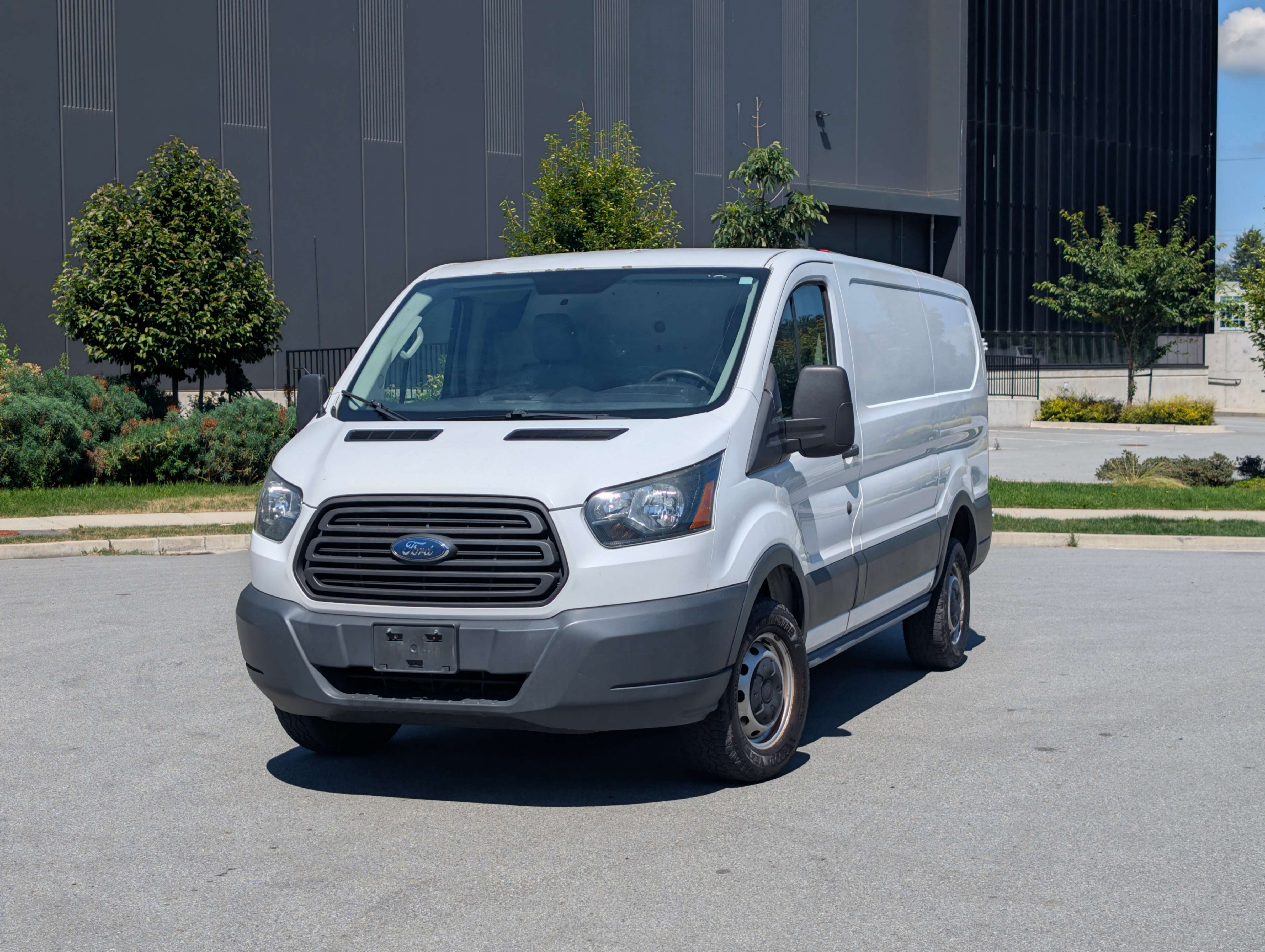 Used Ford Transit Cargo for Sale near Lazo, BC - CarGurus.ca