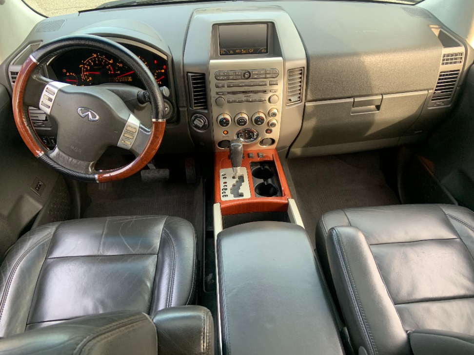 2005 Infiniti Qx56